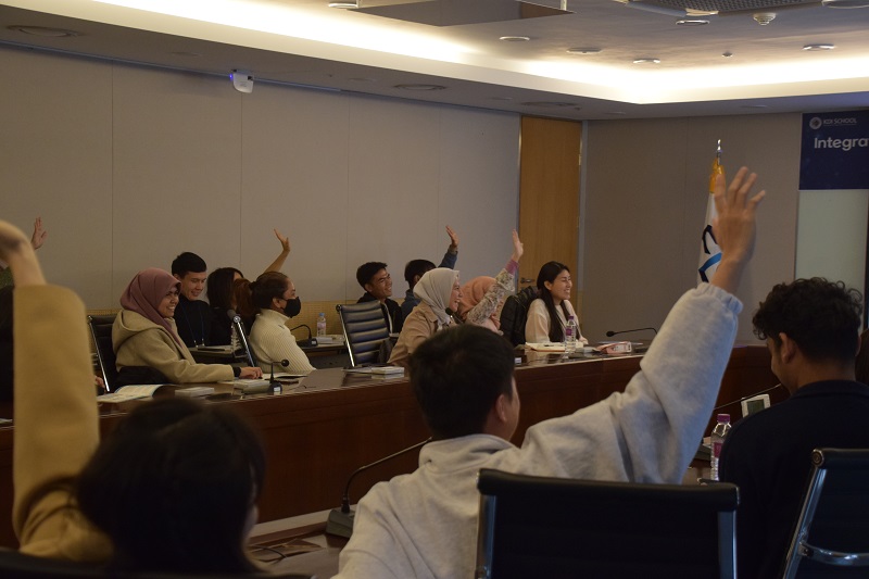 포토뉴스 - KDI 국제정책대학원 개도국 유학생 FMIS 경험전수 상세화면 | 한국재정정보원 > 알림·소식 > 포토뉴스